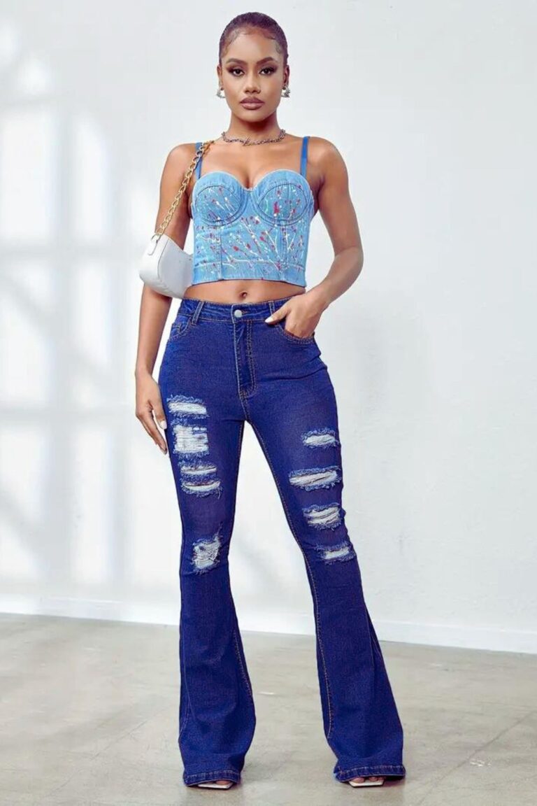 What Are Bootcut Jeans? How to Wear Them? A Complete Guide