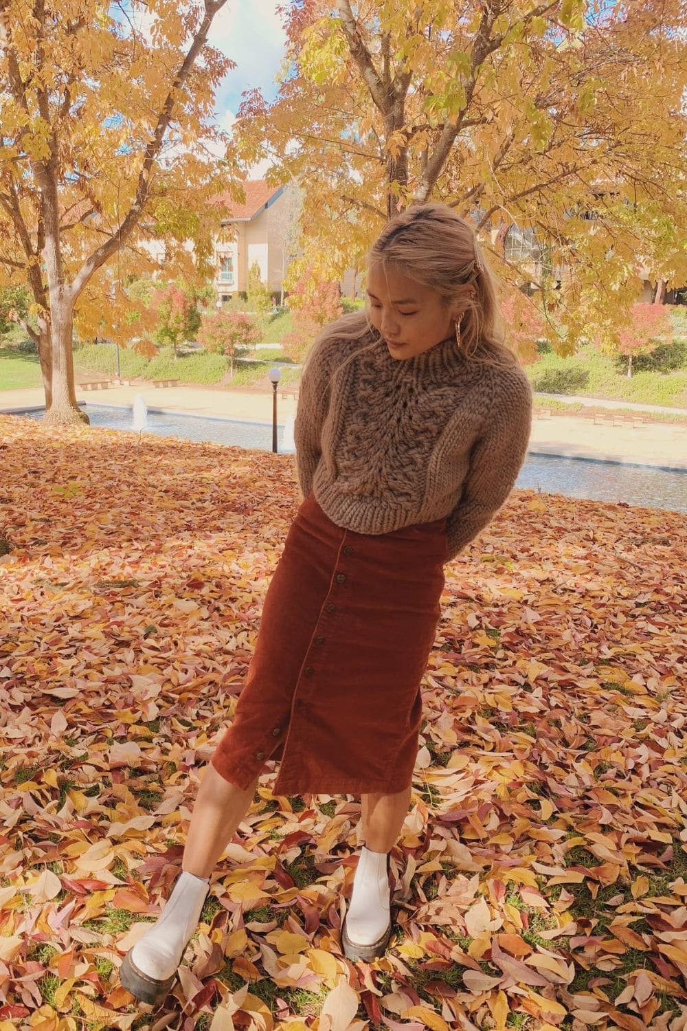 How to Wear Sweater Over Dress: 20 Stylish Ways to Layer Sweaters and ...