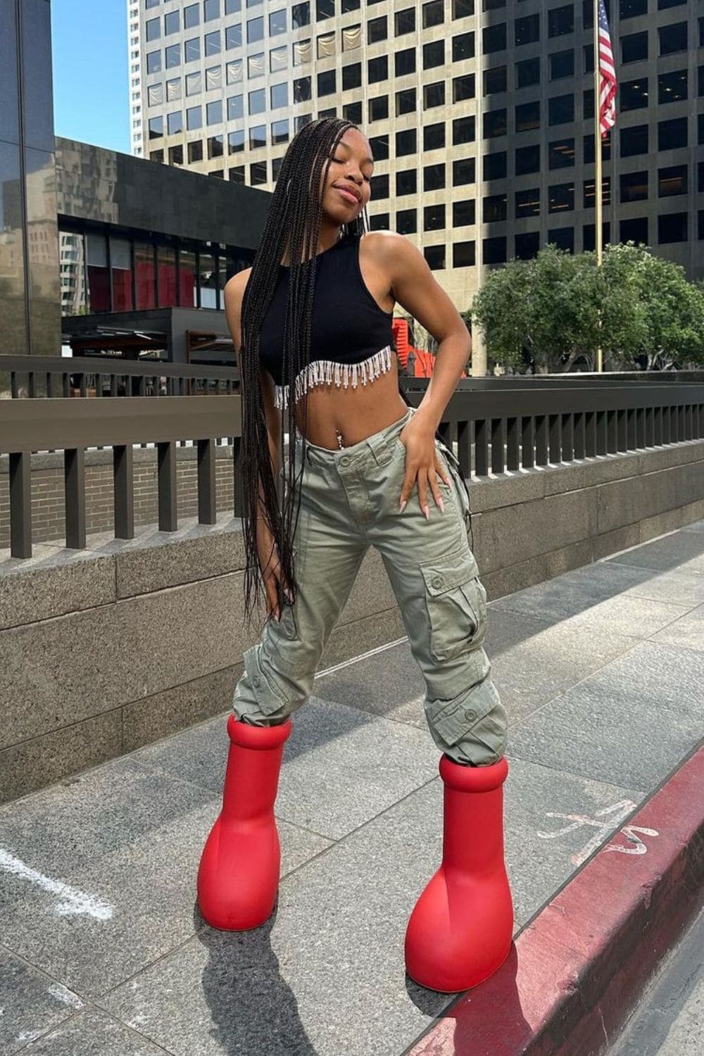 20+ Red Boots Outfits to Stand Out in Any Crowd