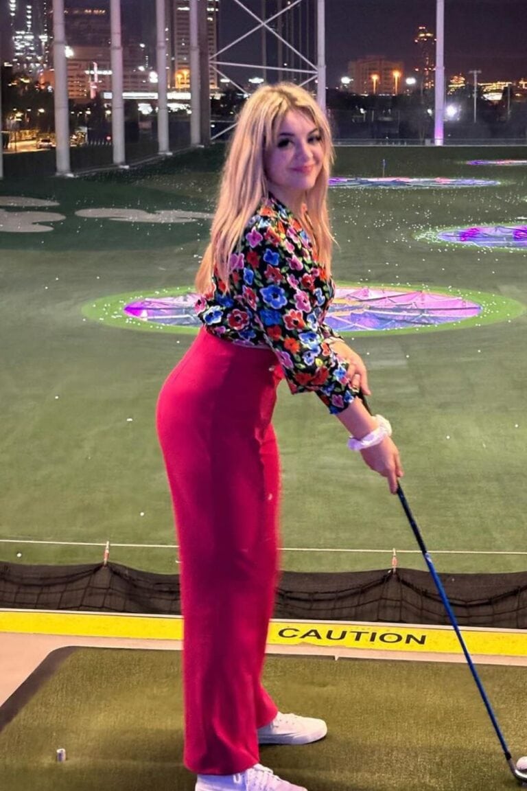 20 Topgolf Outfits for a Stylish Day on the Course