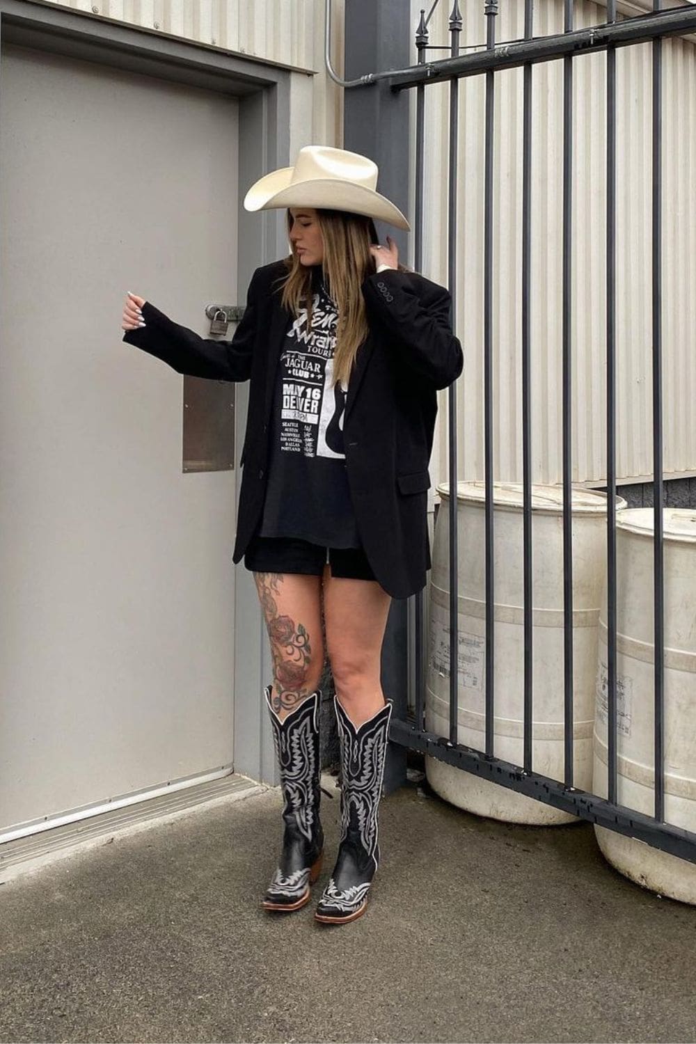 16 Luke Combs Concert Outfits to Look Stylish at The Show