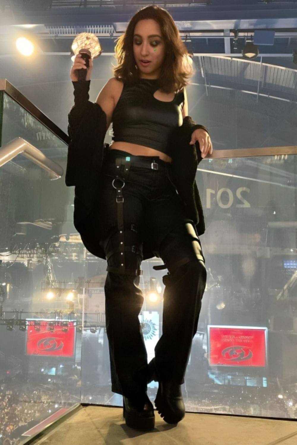 22 Kpop Concert Outfits for Dancing All Night Long