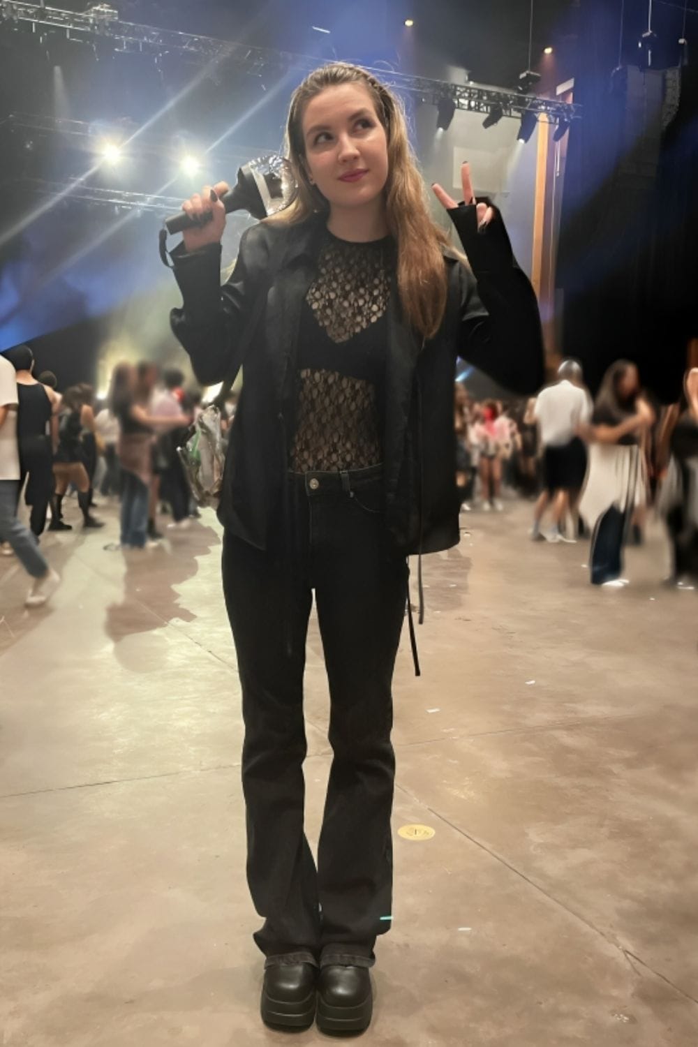 22 Kpop Concert Outfits for Dancing All Night Long