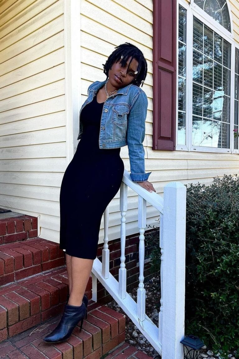 What to Wear to a Comedy Show? + Outfit Ideas