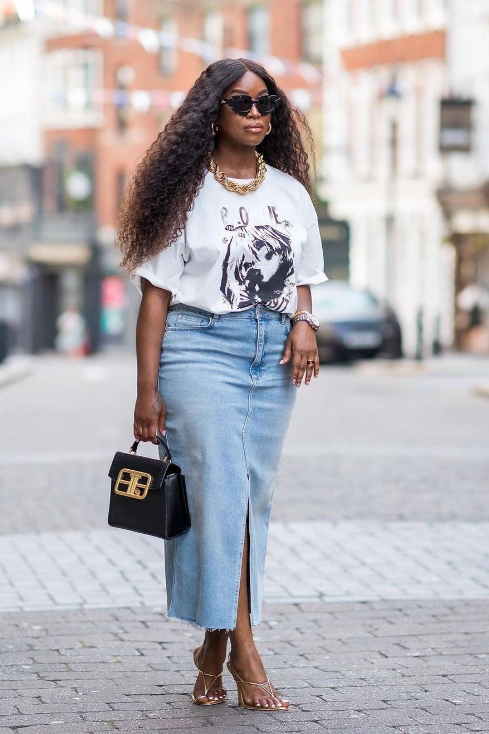 17 Modern Midi Skirt Outfits for Every Occasion