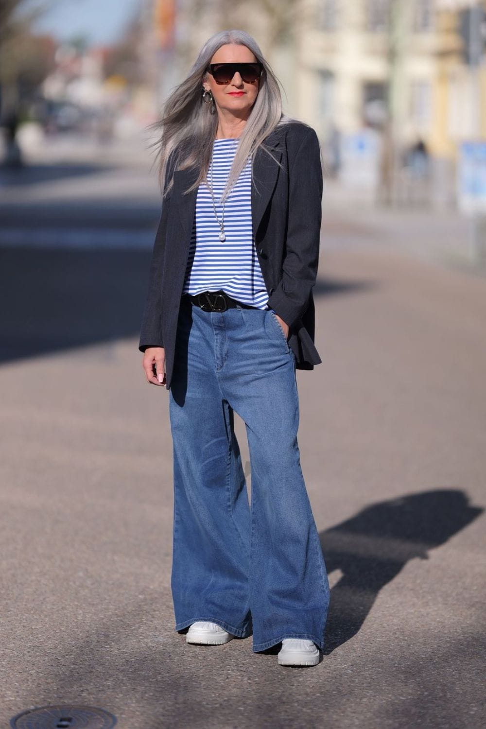 17 Effortless Jeans Outfits to Wear on Repeat This Season