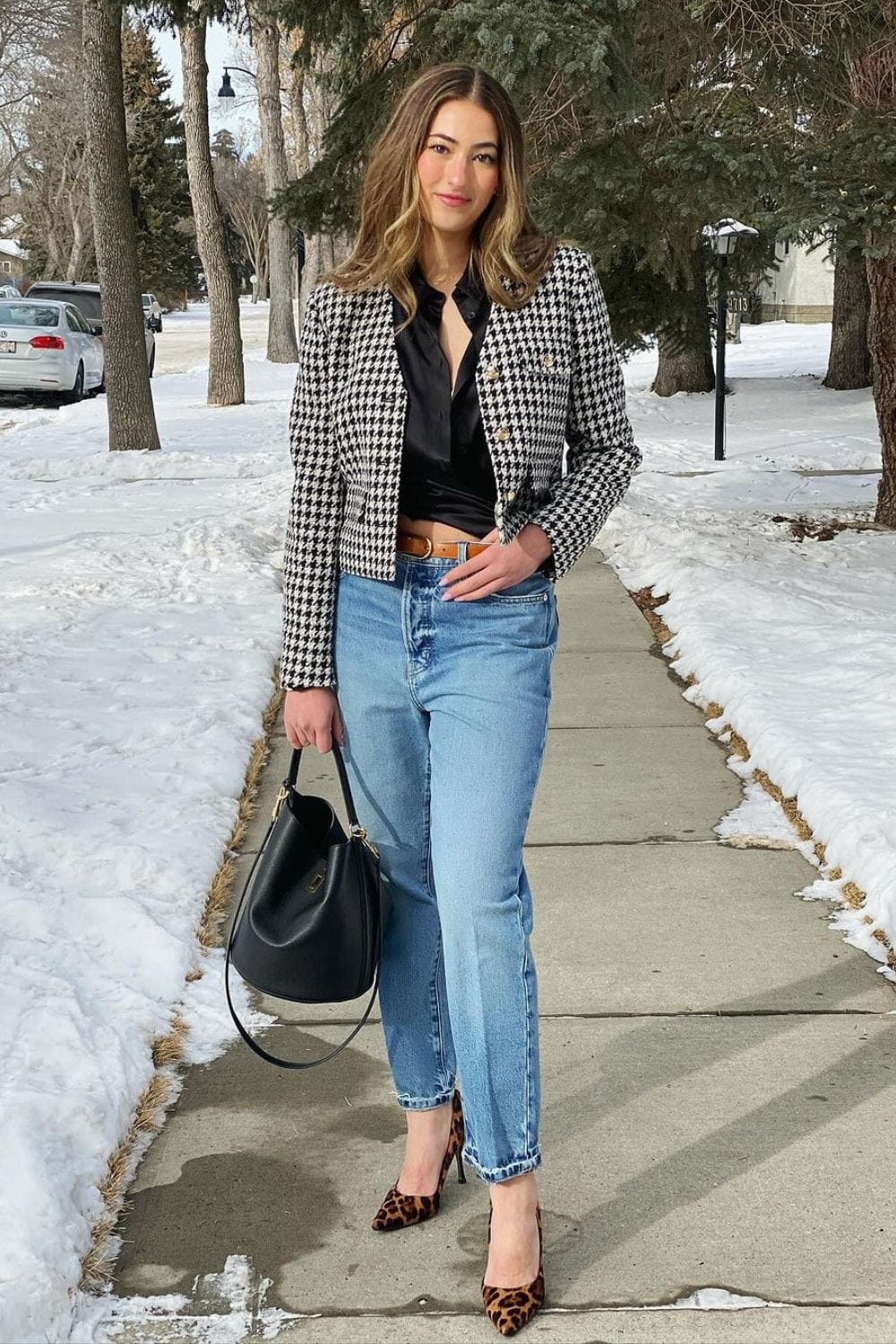 19 Effortlessly Cool Boyfriend Jeans Outfits for Every Occasion