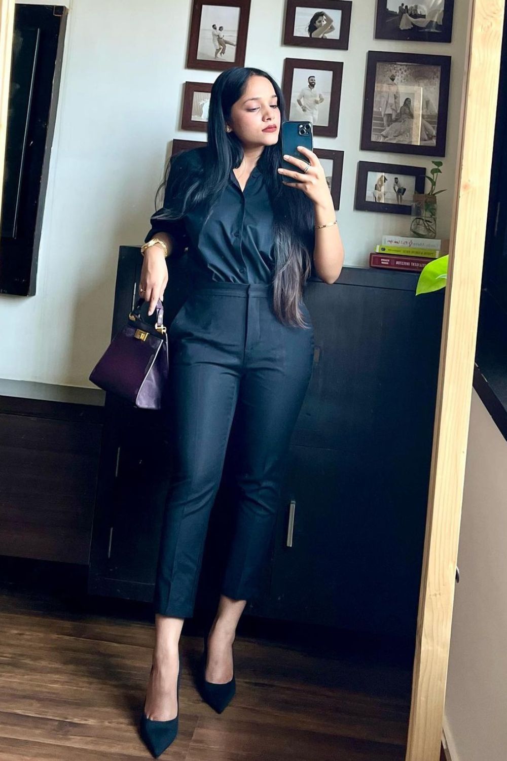 19 Incredibly Chic Black Pants Outfits