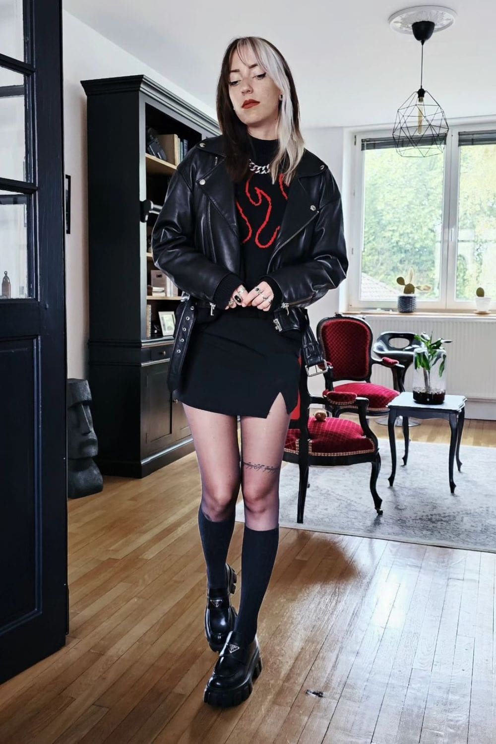 18 Grunge Outfits That Make You Look Like a Rockstar