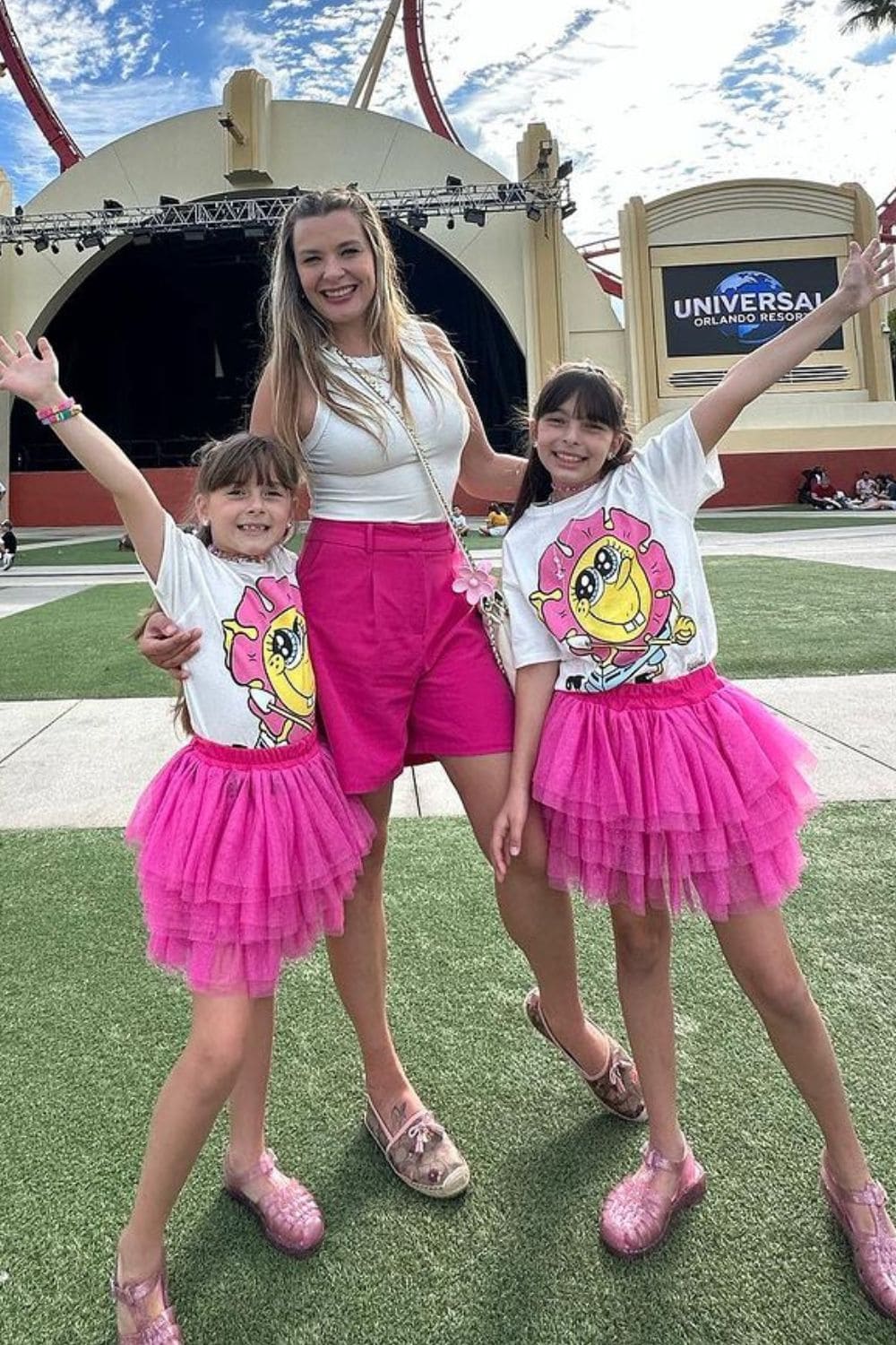 What to Wear to Universal Studios: 12 Cute Outfit Ideas for Your Next ...