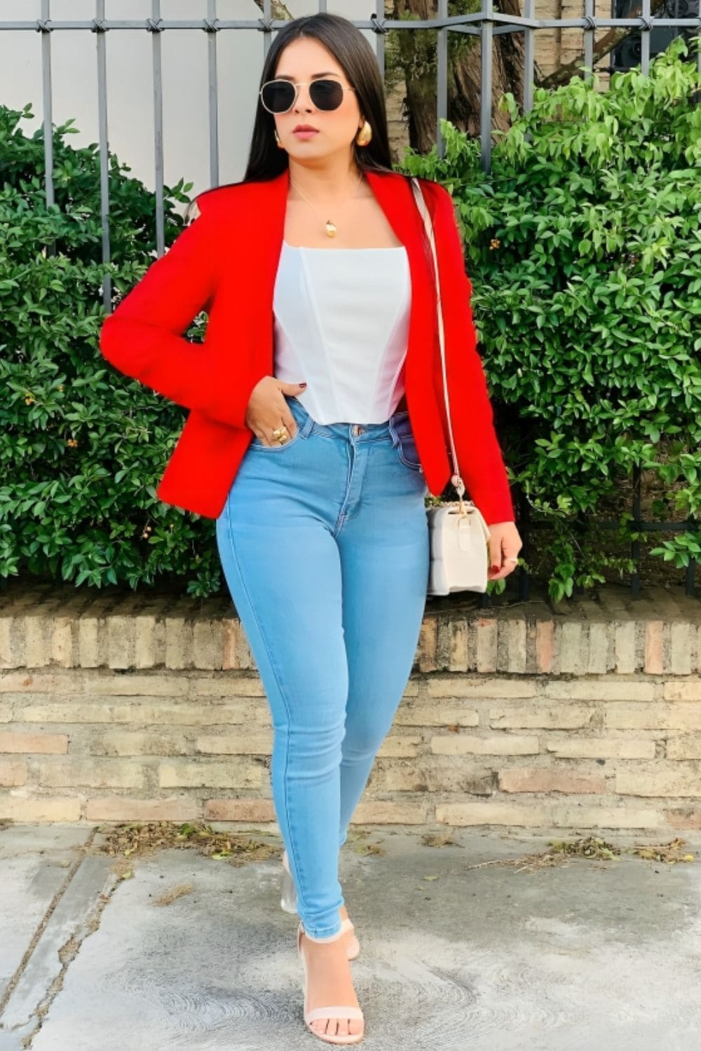 16 Stylish Skinny Jeans Outfits to Rock This Season