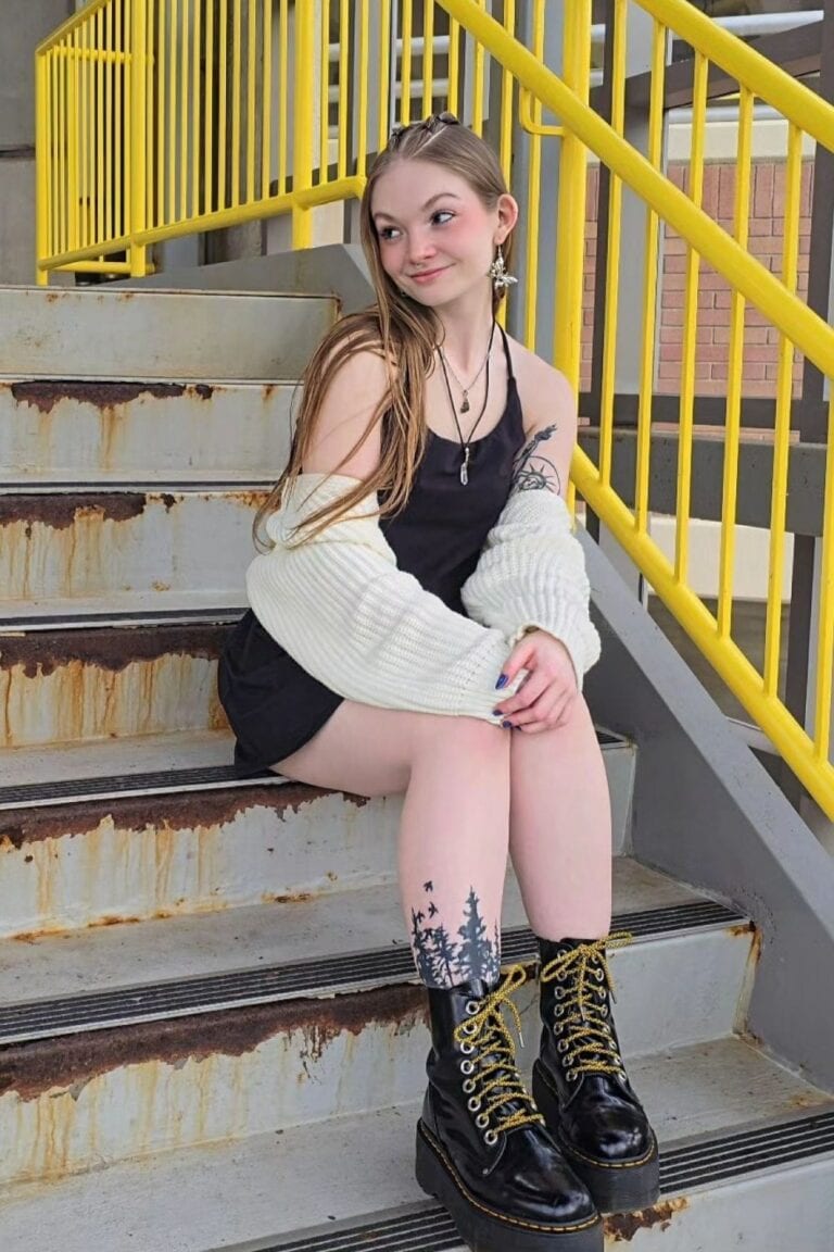 15 Girly Dr Martens Outfits That Are Totally Cute and Edgy