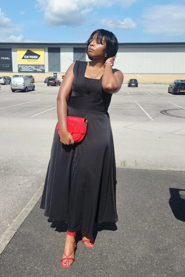 18 Stylish Luncheon Outfits That Will Make You Stand Out