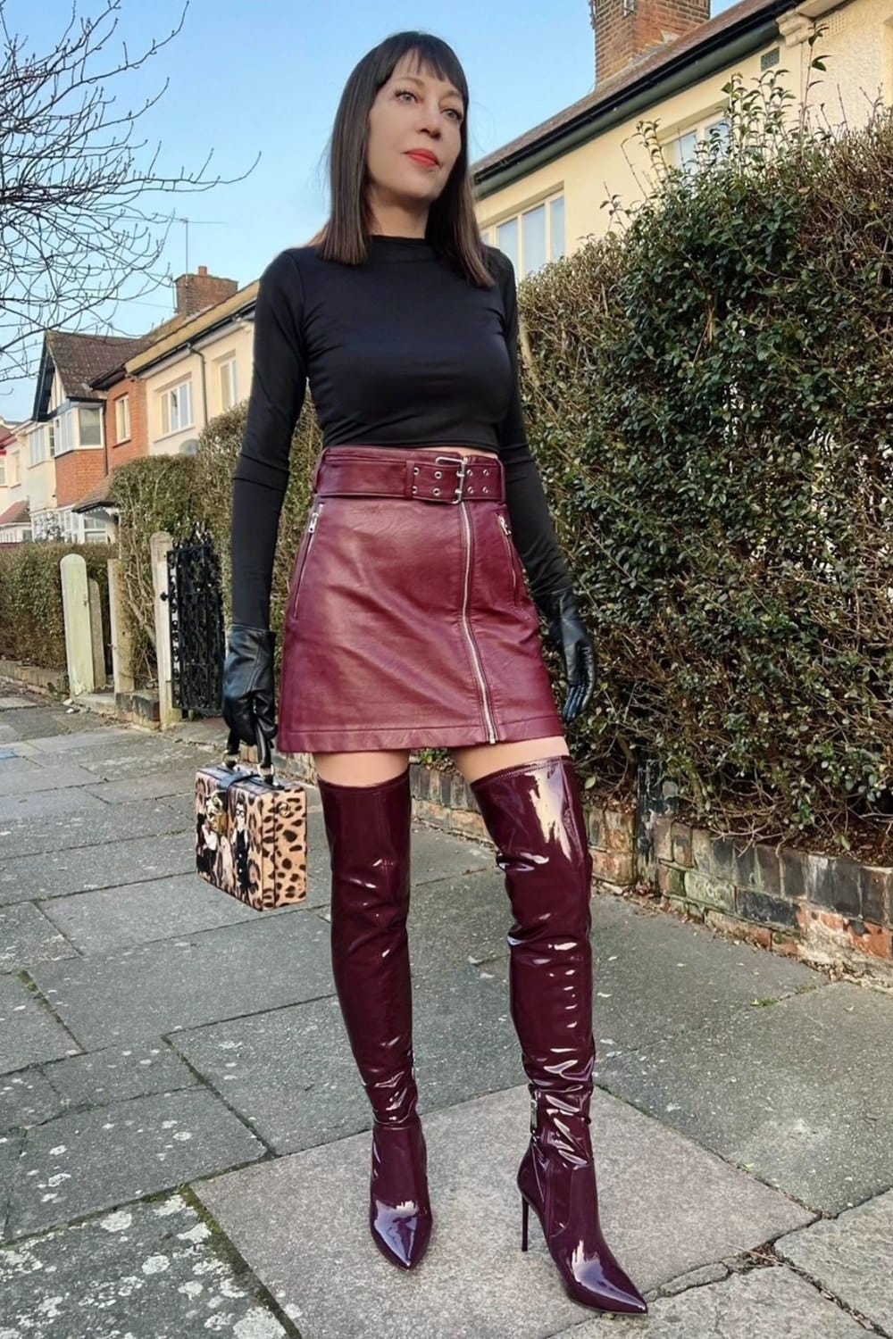 18 Leather Skirt Outfit Ideas To Try This Season