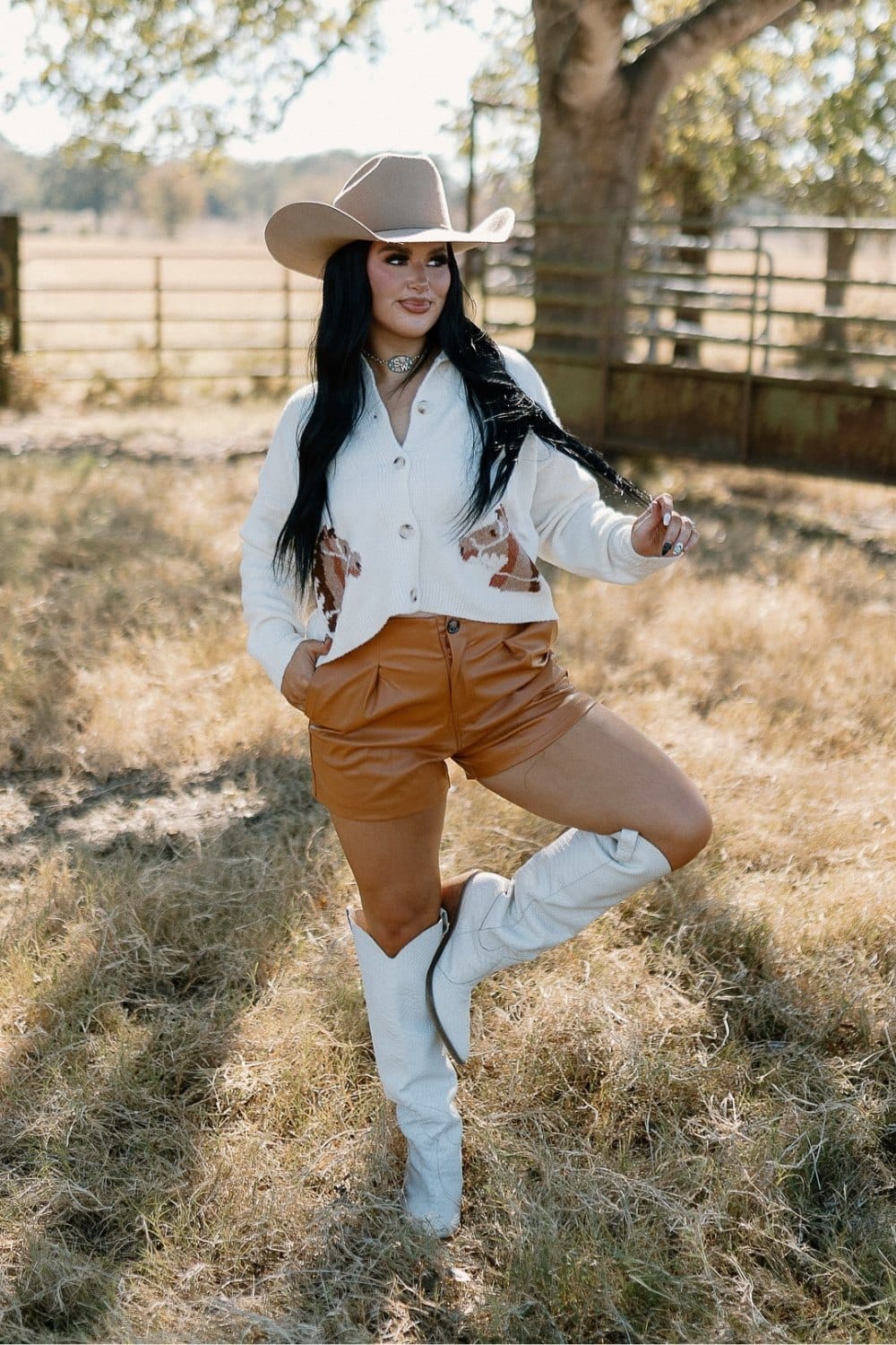 22 Stylish Rodeo Outfit Ideas to Lasso Up Your Look