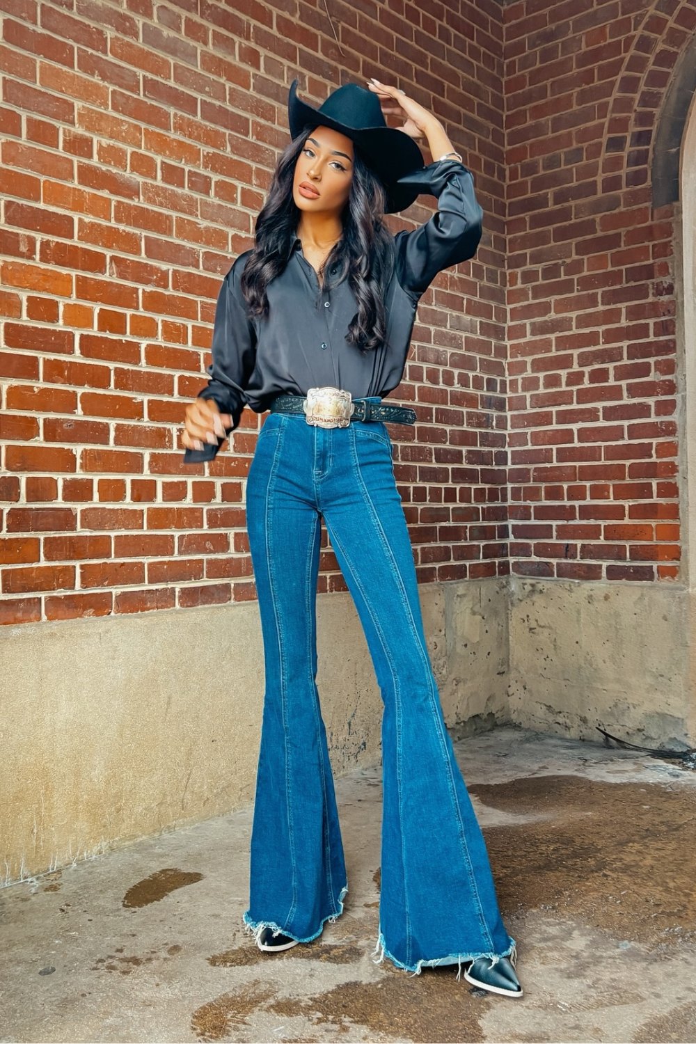 22 Stylish Rodeo Outfit Ideas to Lasso Up Your Look