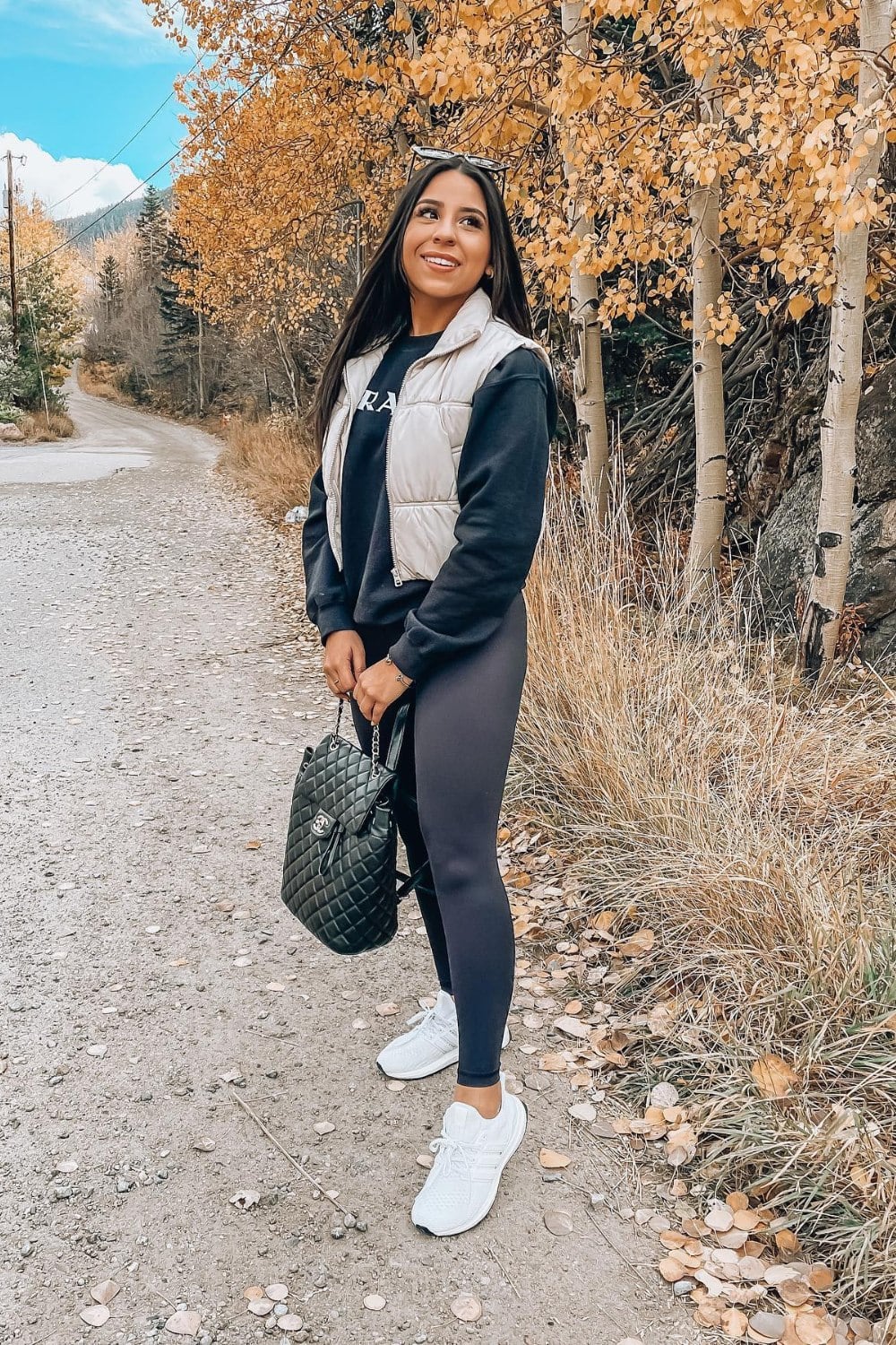 19 Chic Vest Outfit Ideas to Elevate Your Style