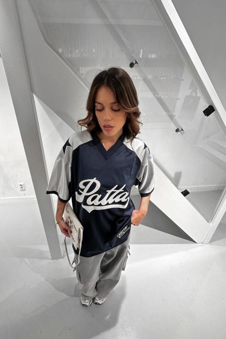 23 Iconic 2000s Outfit Ideas That Are Making a Major Comeback