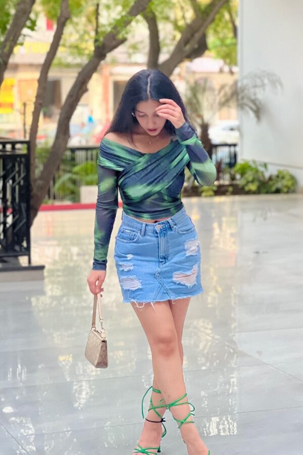 23 Iconic 2000s Outfit Ideas That Are Making a Major Comeback