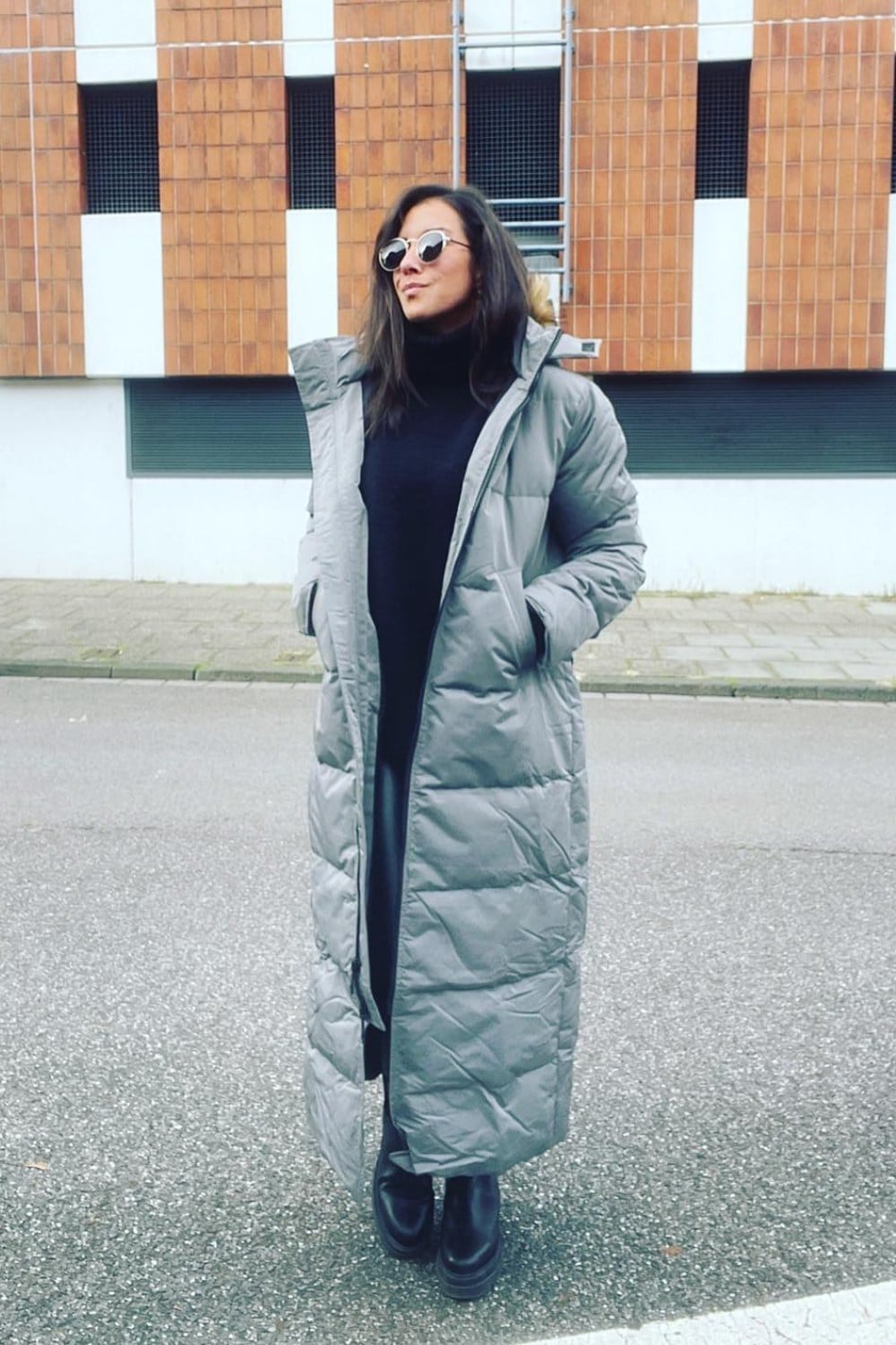 24 Long Coat Outfits That Look So Chic and Put Together